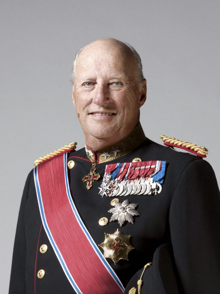 Hans Majestet Kongen fyller 83 år - NROF Hans Majestet Kongen fyller 83 år - NROF